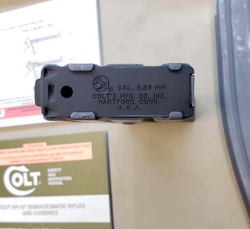 LE6920M Standard w/Carry Handle – The Colt AR-15 Resource