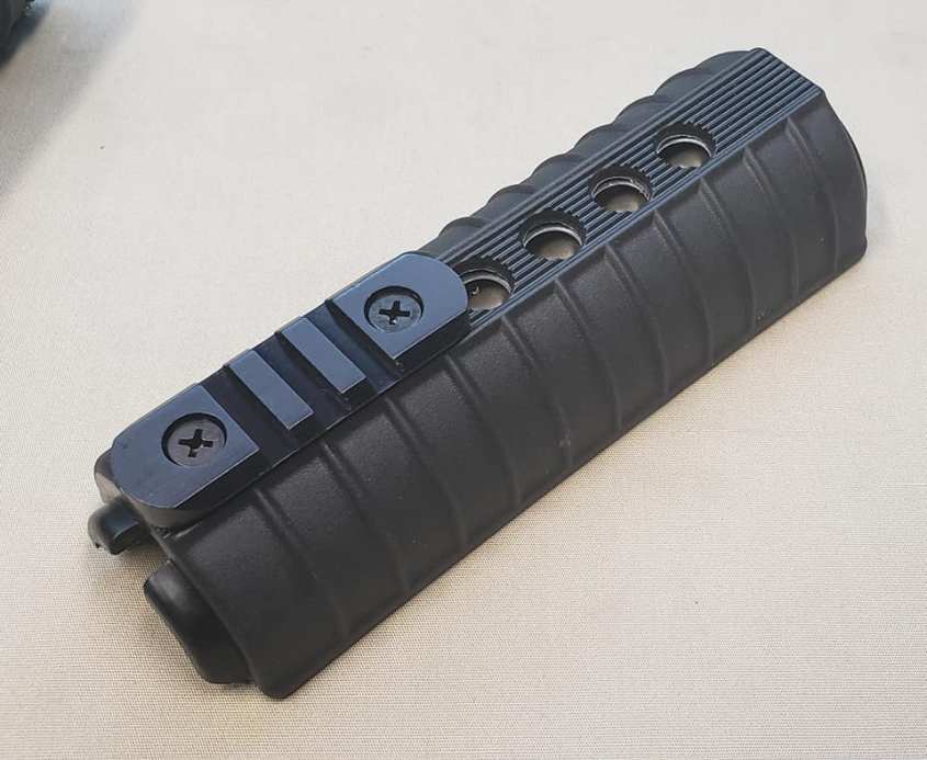 “Y” Hand Guards – The Colt AR-15 Resource