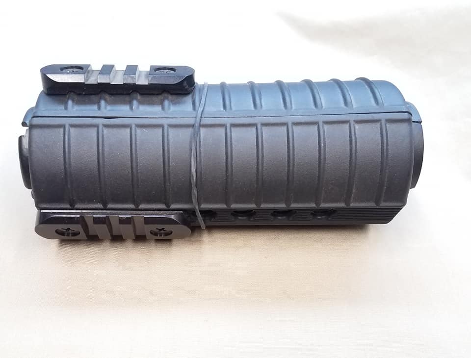 “Y” Hand Guards – The Colt AR-15 Resource